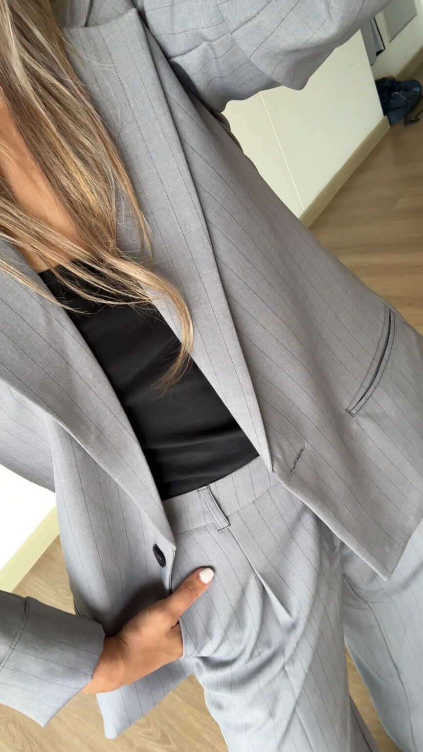 Ref.091:Blazer y Chaleco Clásico En Lino-Blanco - Vioka